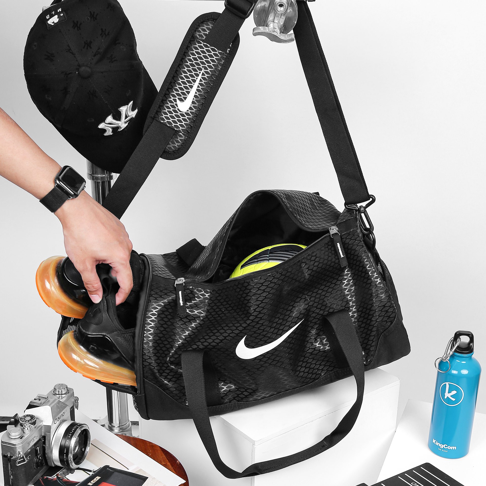 Clear Sports Gym Travel Bag with Separate Shoe Compartment, 30L ...