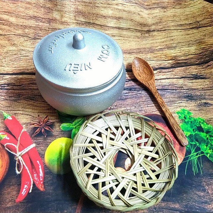 Premium Cast Iron Rice Cooker - Premium THAPHATAR Rice Cooker | Shopee ...