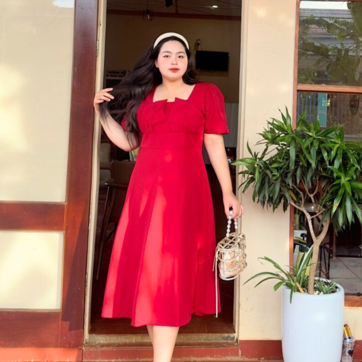 Women's big-size dress with flared ladylike style, short sleeves, square neck, stylized pleated ...