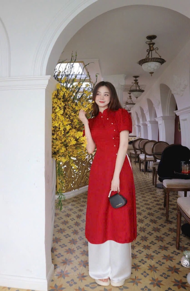 Innovative Ao Dai, Red Ao Dai with charming pearls designed by Zomi ...