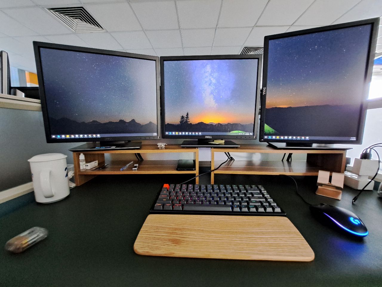 Luxury BLACK computer shelf, new model 2024. Neat in the working corner ...