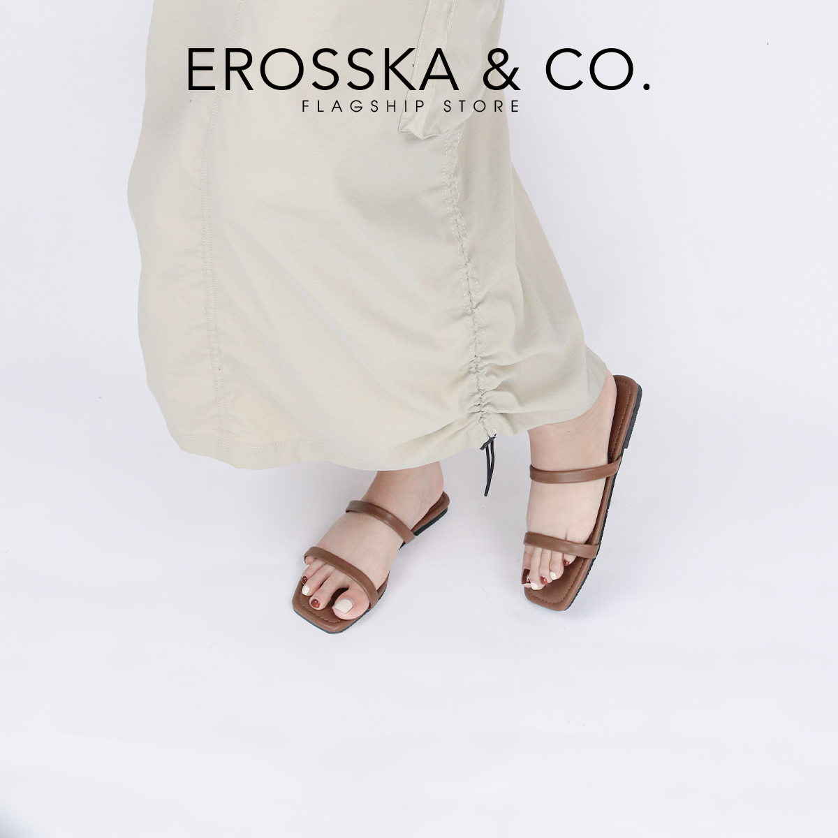 Erosska Zorries - Fashionable women's flat sandals with 2cm high straps ...