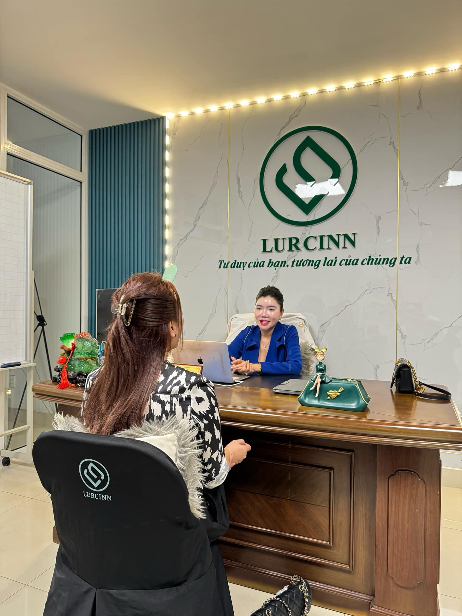 Lurcinn L-BACILLUS Probiotic Cream Balances Microflora and Restores Thin and Weak Skin 30g ...