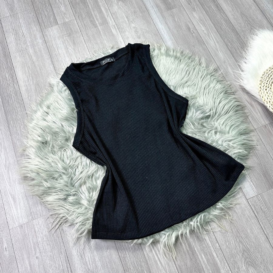 Bigsize women's three-hole crop top t-shirt made of stretchy ribbed ...