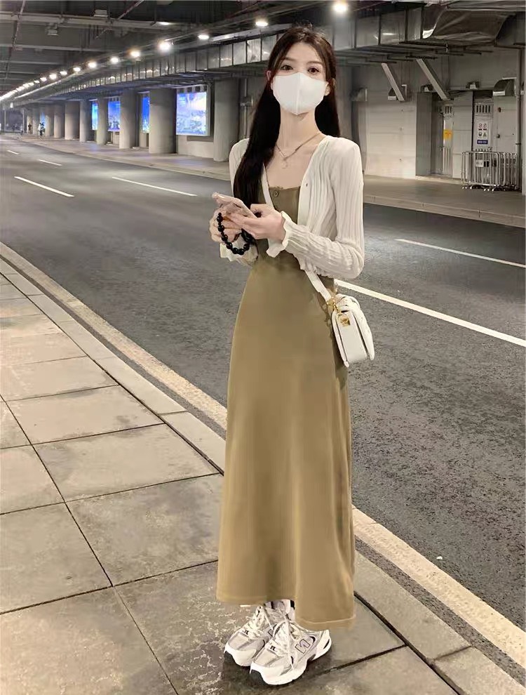 Korean style spaghetti straps dress with long shape / hugging three ...