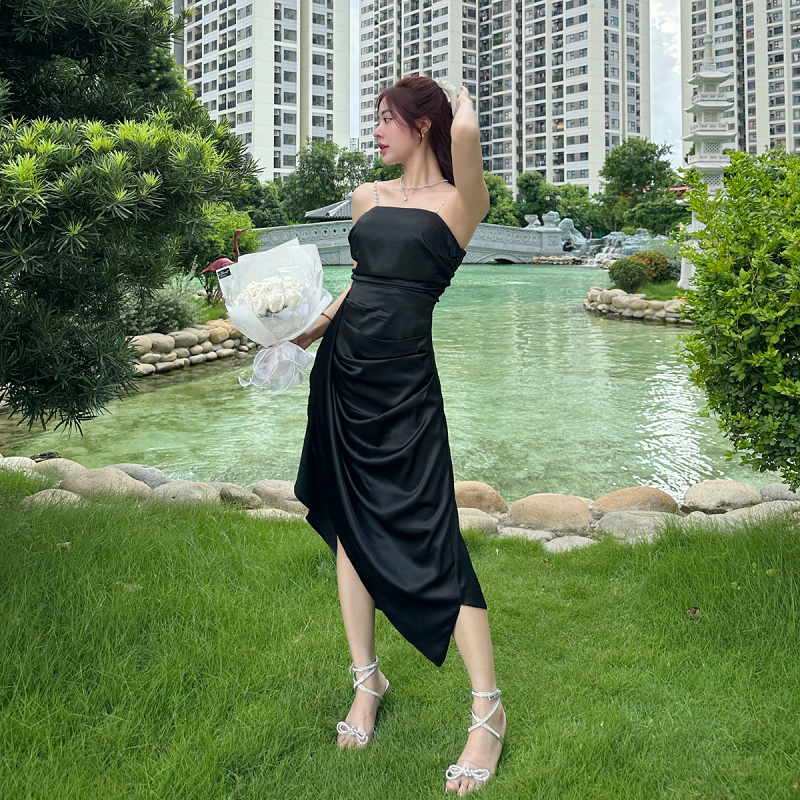 Nv146 Silk Two-String Dress with Elegant Ruffles and Beaded Straps ...