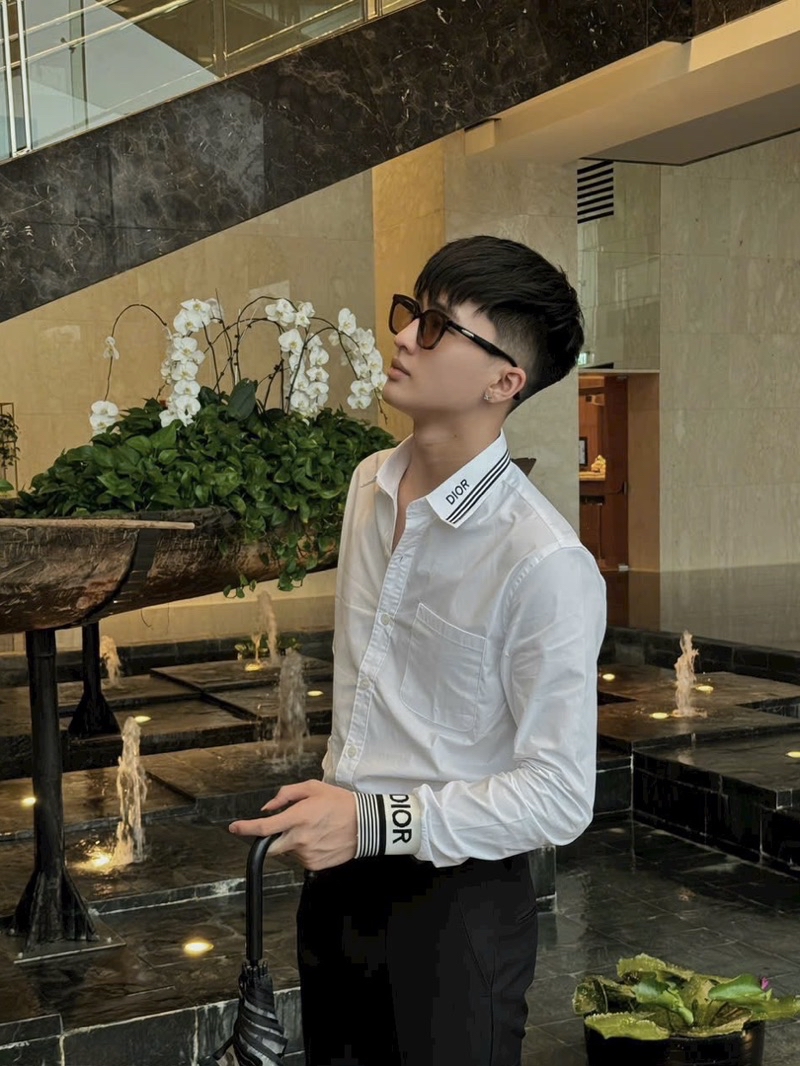 Men's long-sleeved white CD shirt, candle silk fabric, elastic band ...