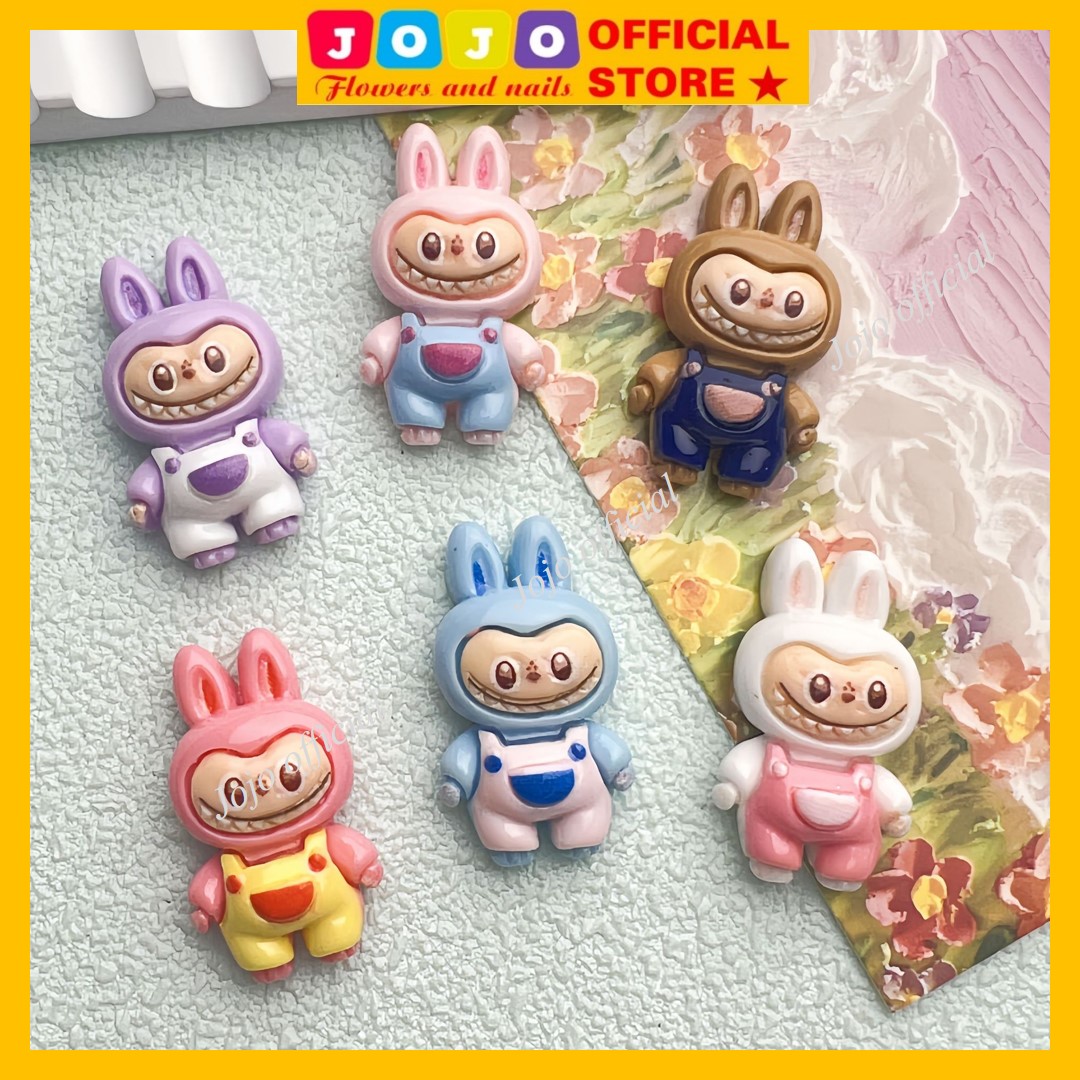 Set of 6 cute plastic Labubu accessories for cars, motorbikes, study ...