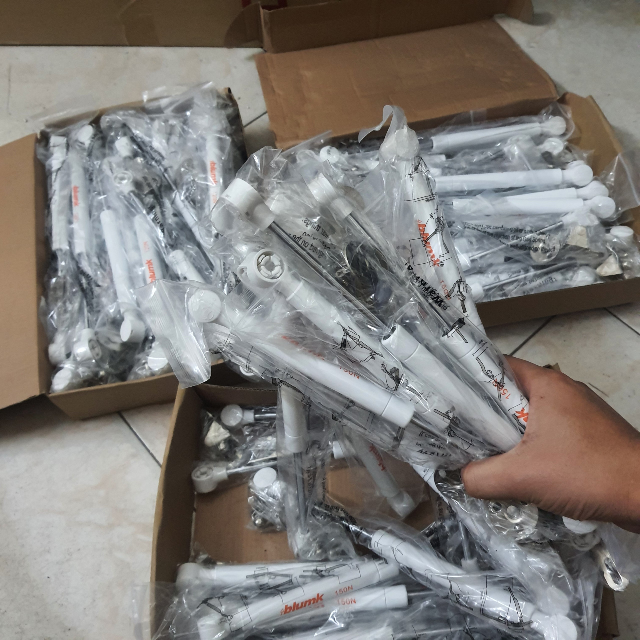 Hydraulic Damper, Blumk Piston Hydraulic Push Arm, Kitchen Cabinet Door ...