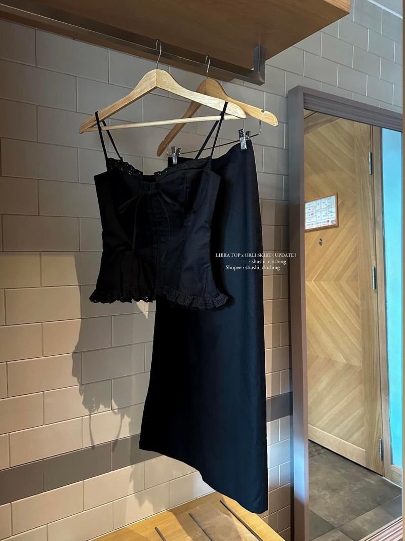 Libra Top - Linen and Lace 2-String Shirt (original photo) | Shopee ...