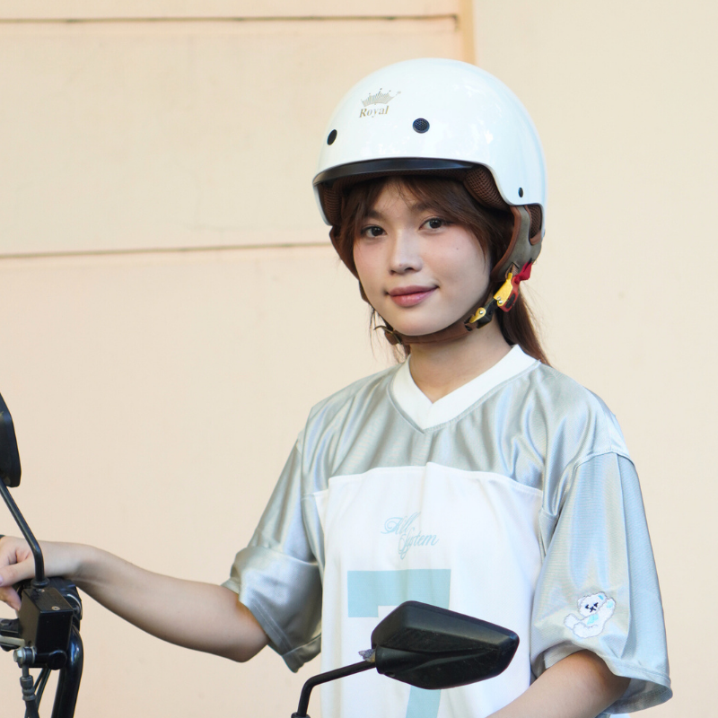 Genuine white Royal M239 half-head helmet with recessed glass, 1/2 ...