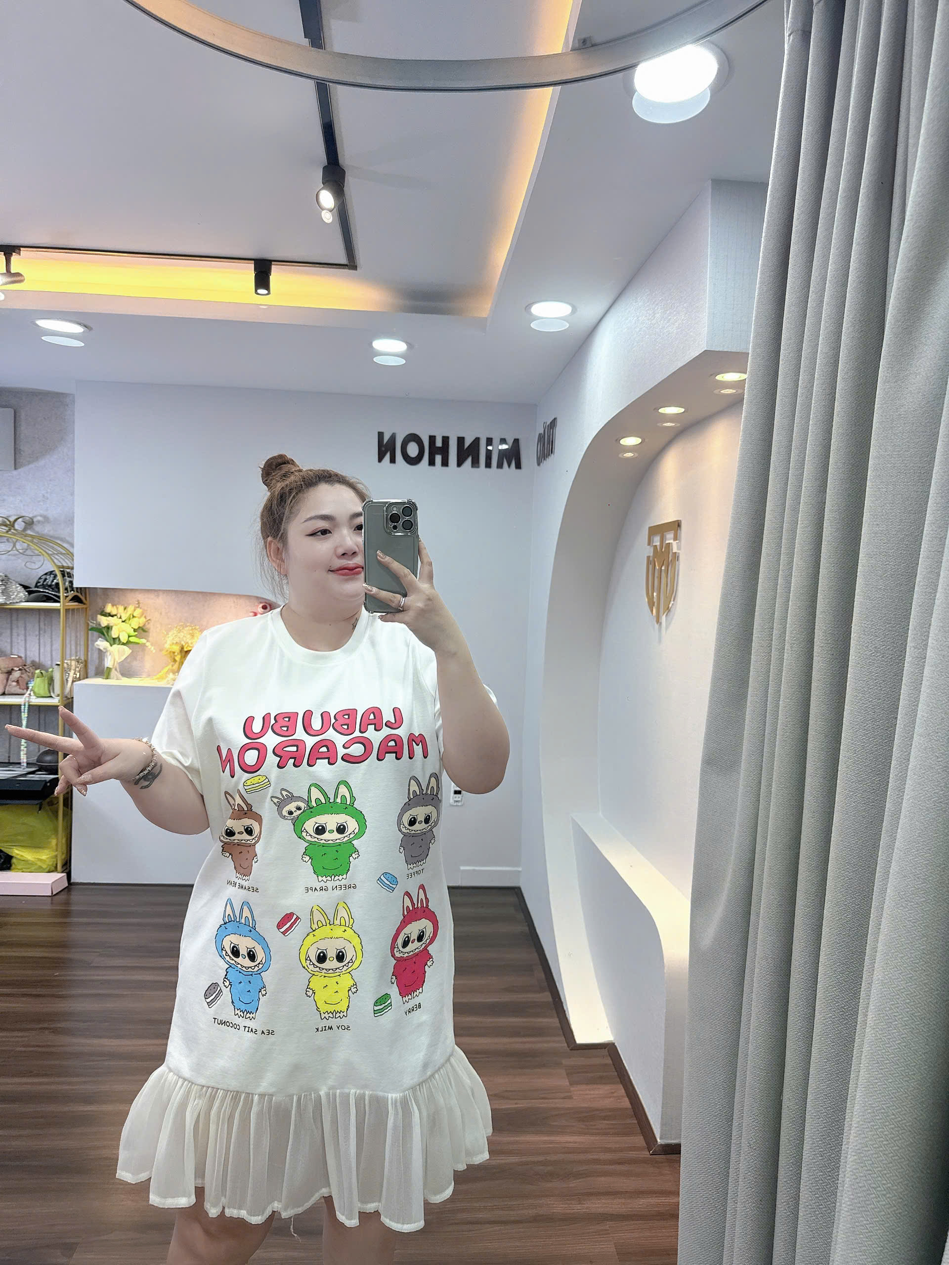 Thao MINHON women's big size straight dress LABUBU printed straight dress with ruffles (D45) 60 ...