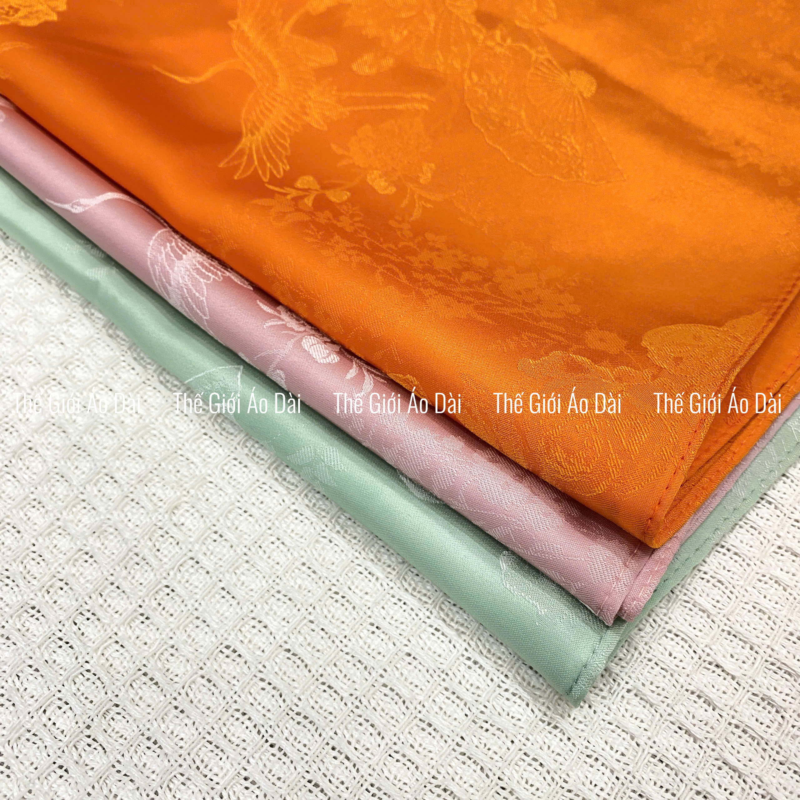 Innovative women's ao dai with round neck and buttons, luxurious peach ...