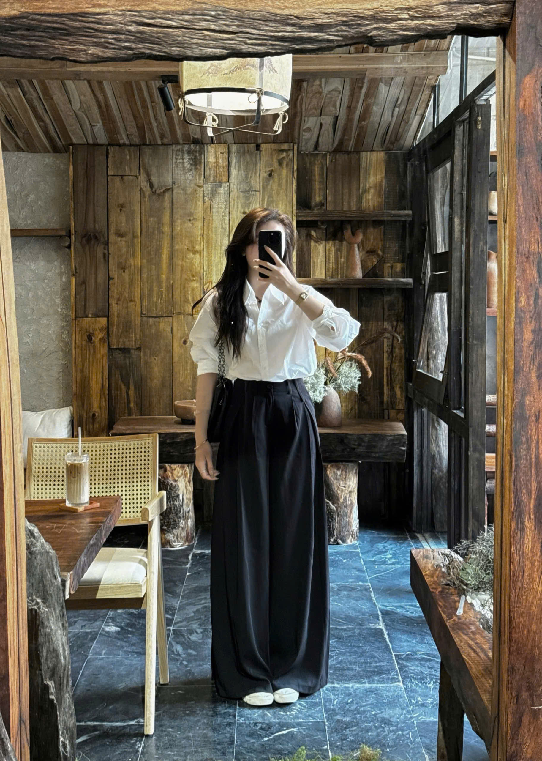 (SUPER Wide-let PANTS 38CM) Long, wide-leg pleated straight trousers ...