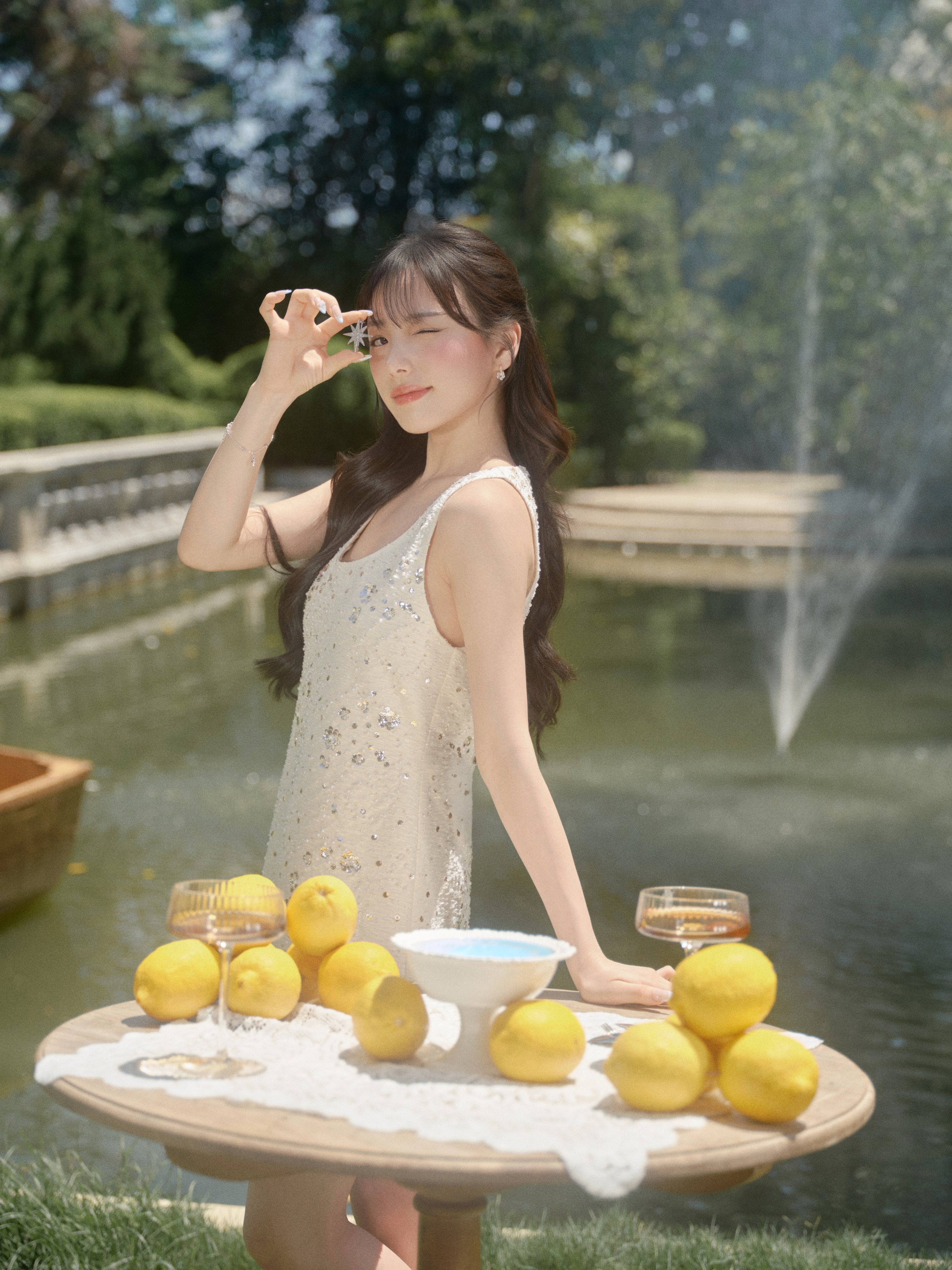 Veo's Elegant Lady's Cream Veo's Elegant Lady's Formal Dress - Ceri ...