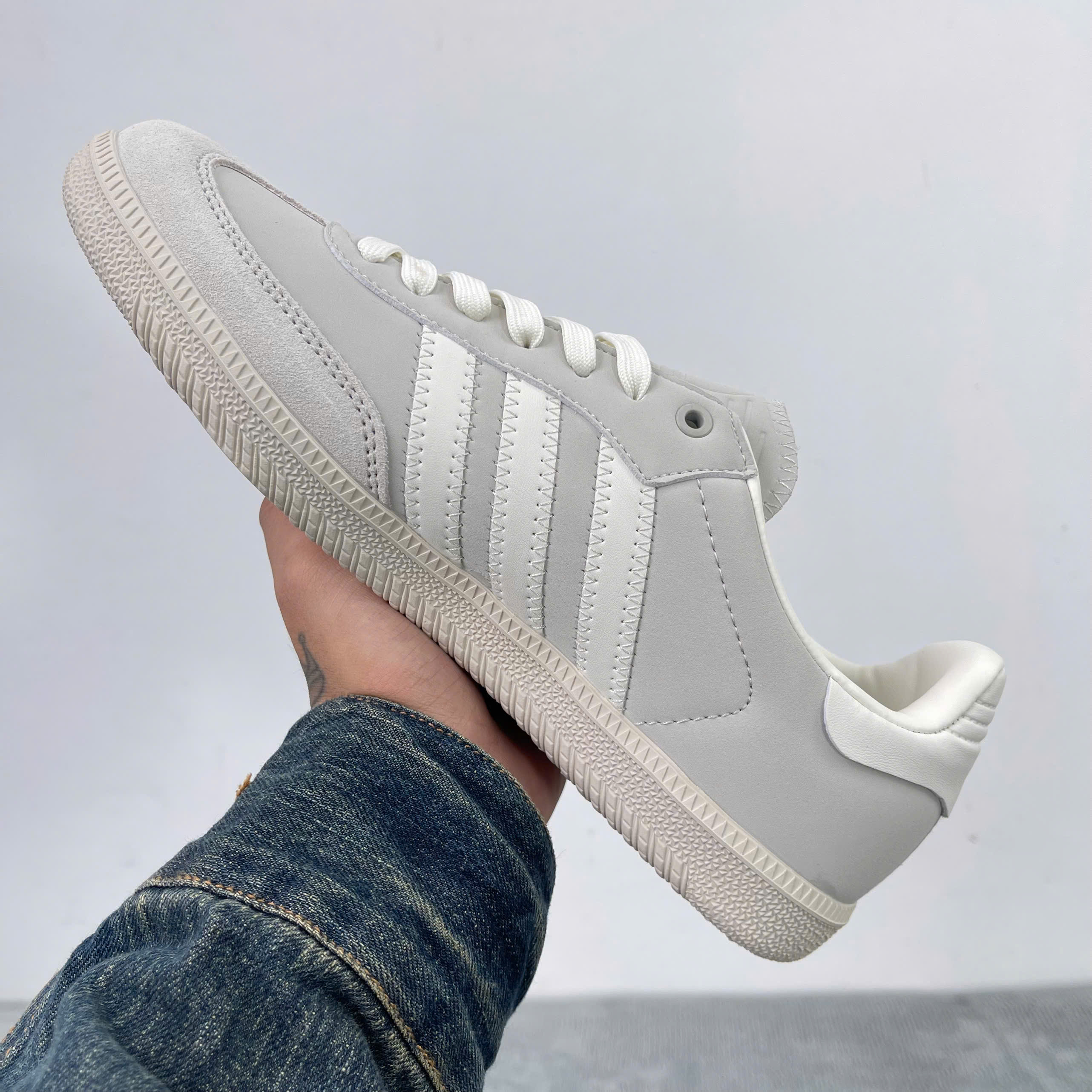 Humanrace Cloud White Low Cut Sneaker ID9067 - Fullbox SBA Hottrend ...