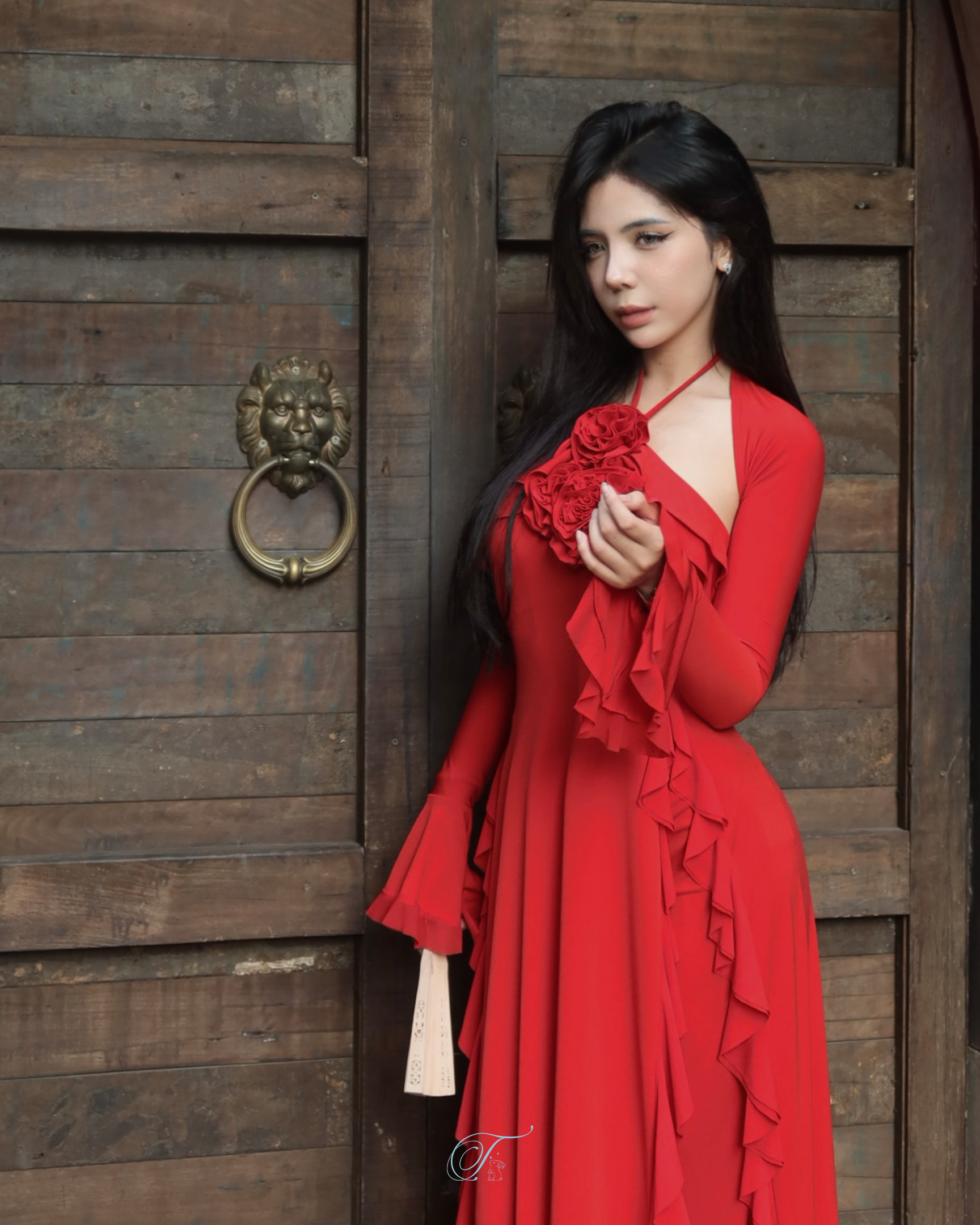 Ao dai with halter neck and ruffles - Tipblu | Shopee Malaysia