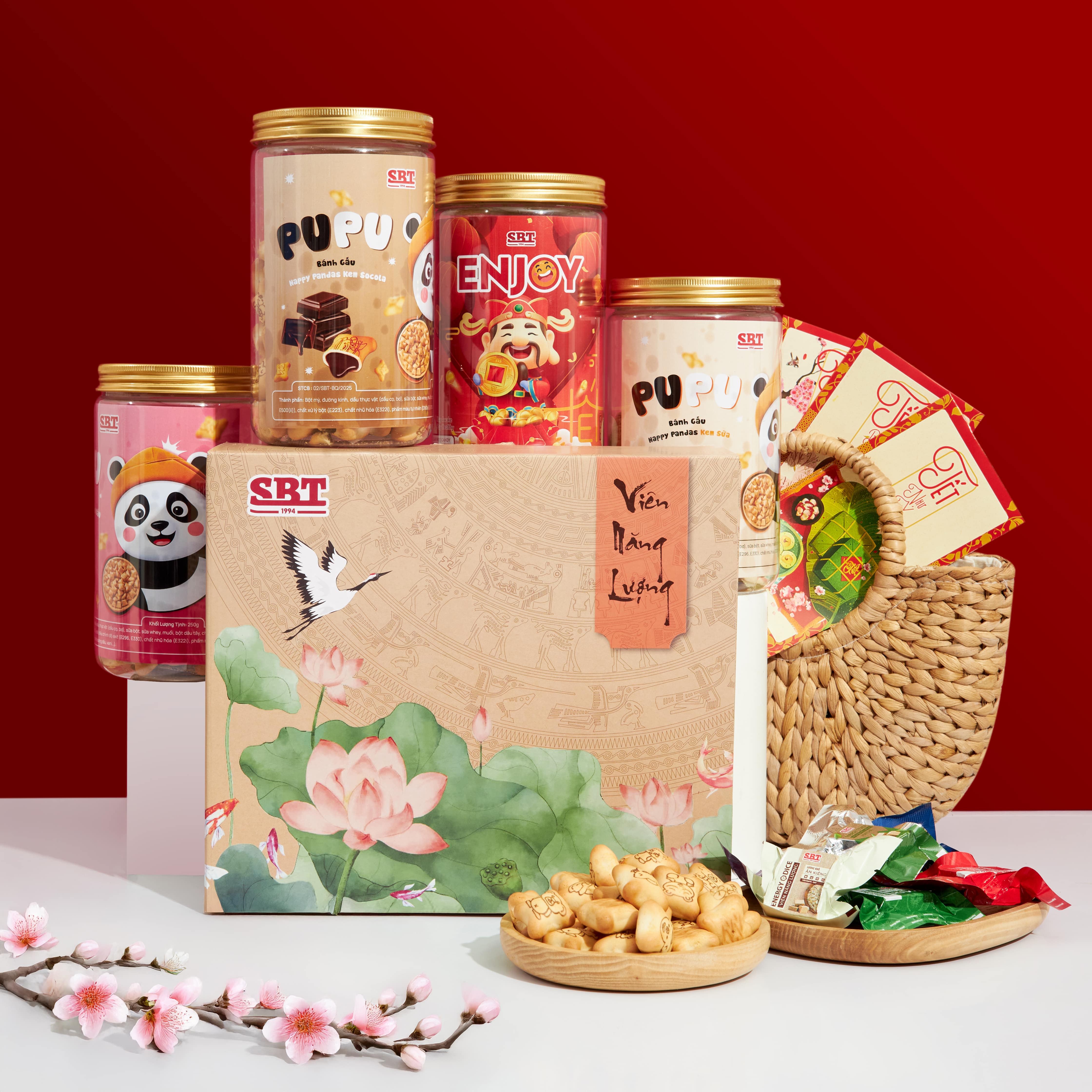 Gift Set SBT 2025 Warm, Full, Happy for the Family, Delicious Snacks ...