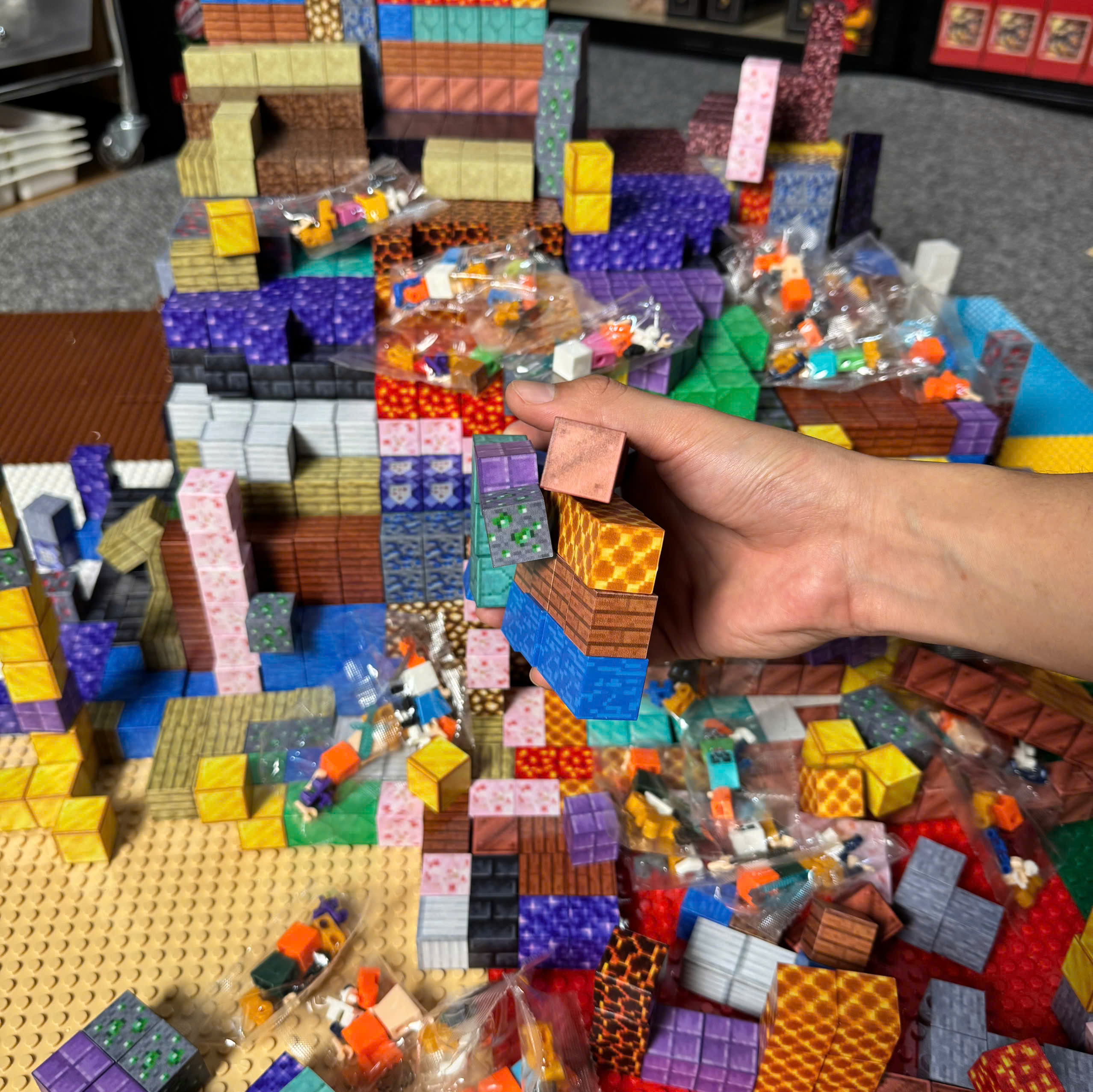 (Random Brick) Magnetic Assembly Toy Blocks Minecraft Male Magnetic ...