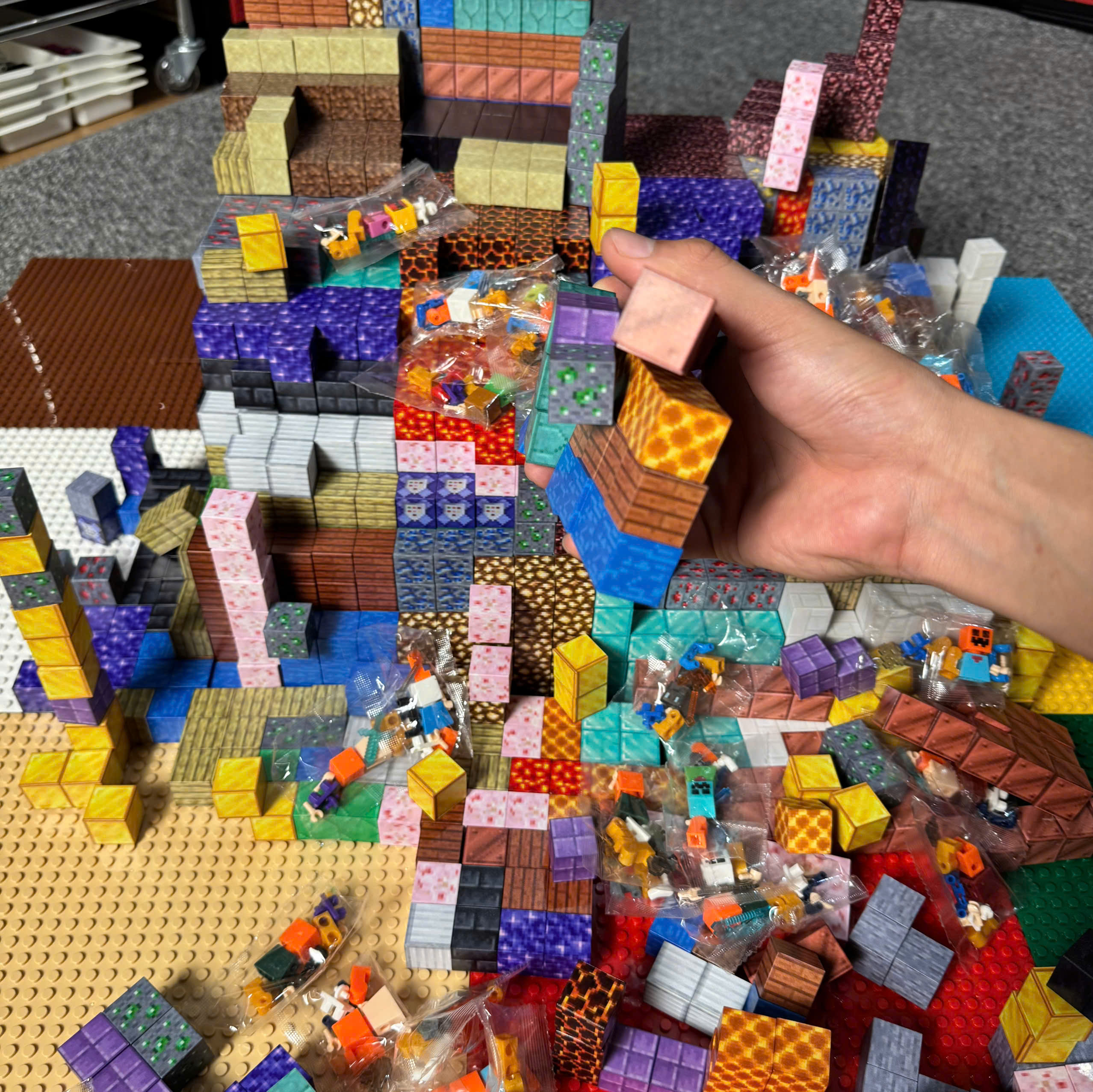 (Random Brick) Magnetic Assembly Toy Blocks Minecraft Male Magnetic ...