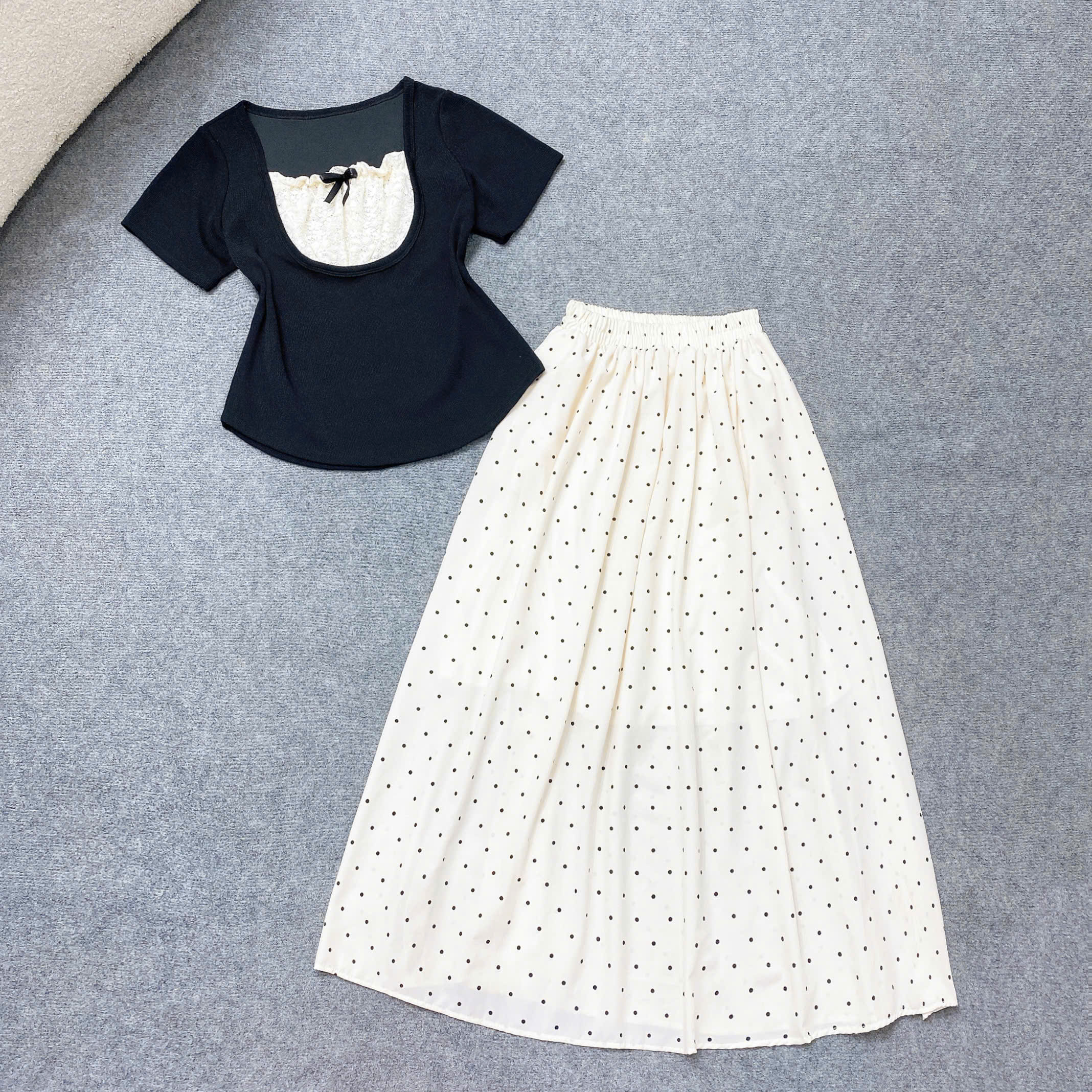 Women's big size muse lace blouse with long A-line skirt (with single ...