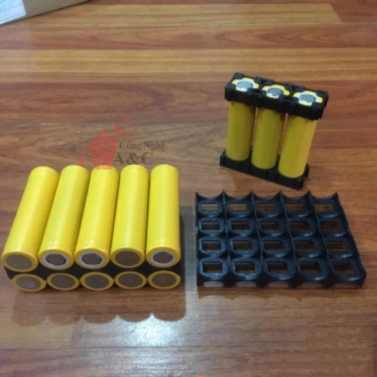 3-cell or 2-cell 18650 pn base mounting frame (Ho Chi Minh City Express ...